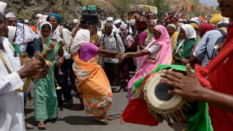 Don’t use caste to erase Hindu Dharma, says son of a Shudra farmer